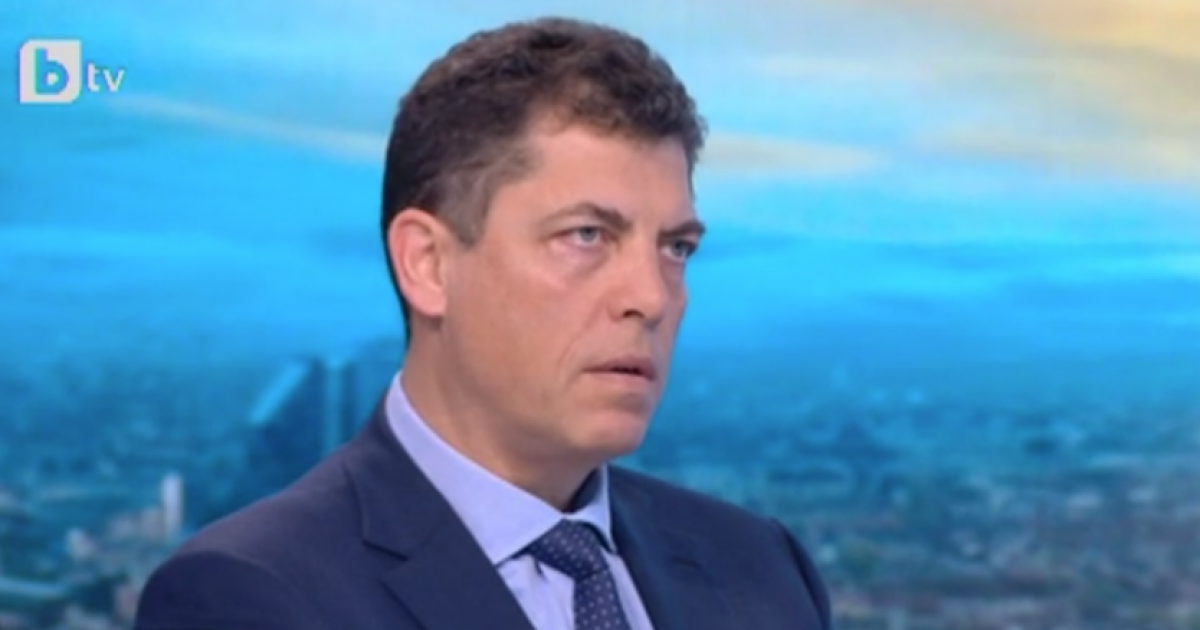 Милен Велчев: Правителството залага „мини“ за следващите управляващи