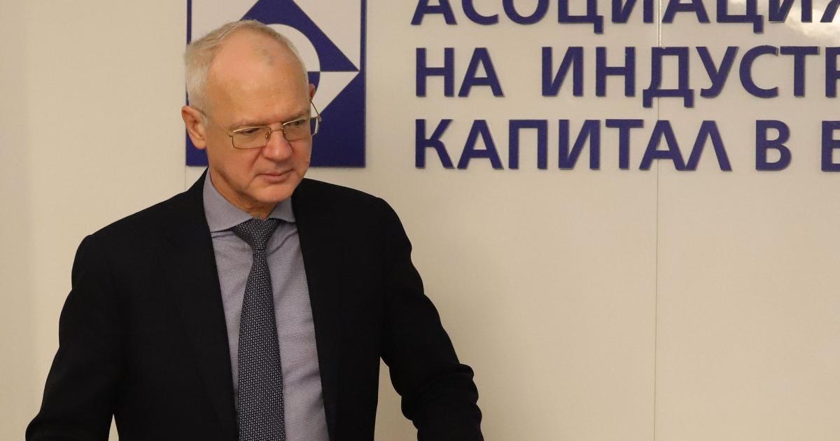 Политическата криза в България вероятно ще „посиви“ икономиката