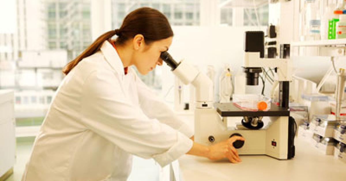 Дават три стипендии по 5000 евро на жени докторанти